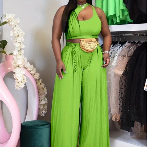 Other | Green 2 Piece Set | Poshmark